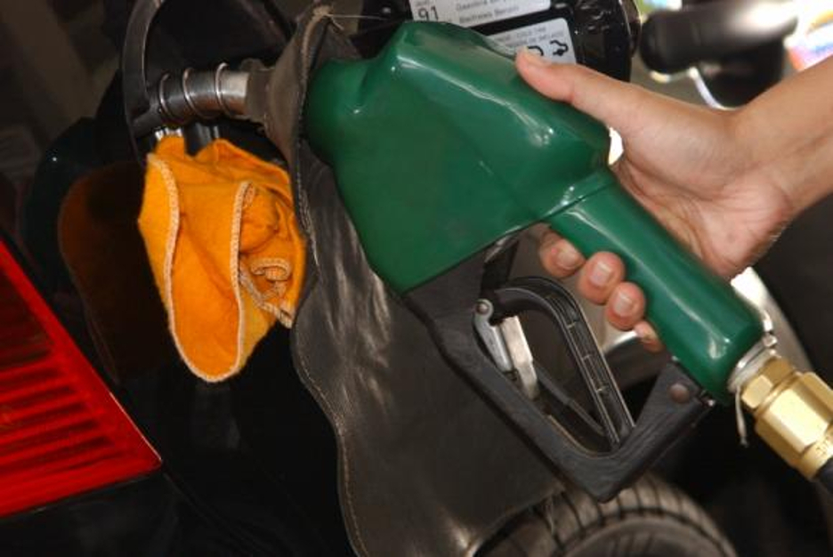 Gasolina brasileira é a 2ª mais cara do mundo - Fundação Perseu Abramo Gasolina brasileira é a 2ª mais cara do mundo - Fundação Perseu Abramo